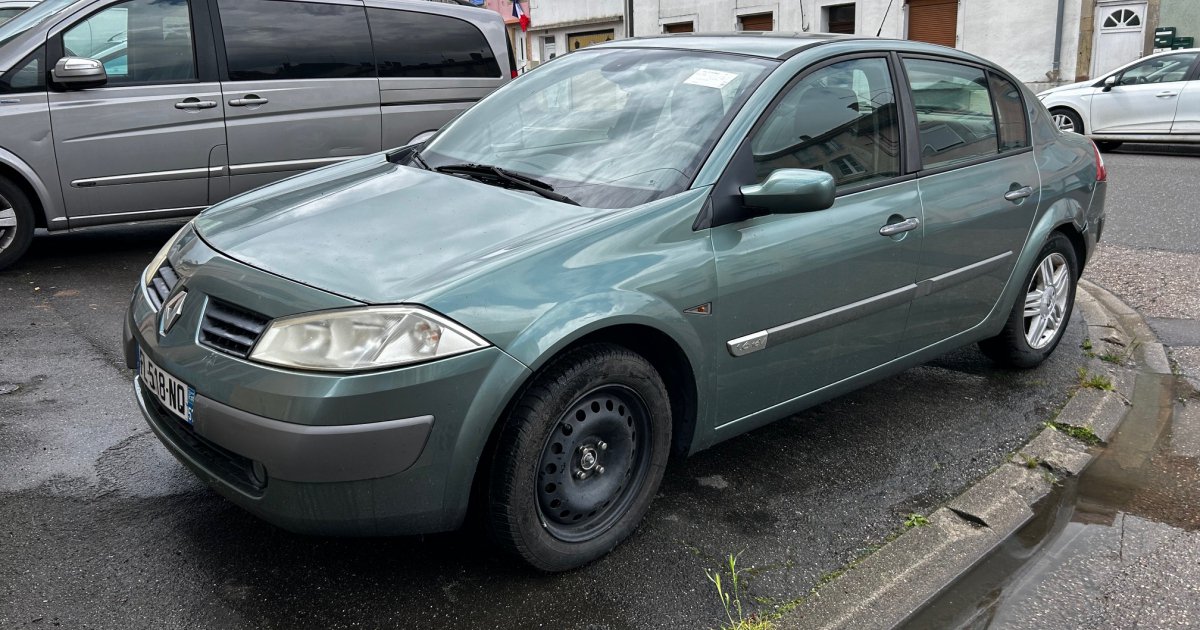 Renault megane classic 1.6 i 4p - Moyenne inférieure - Voitures ...